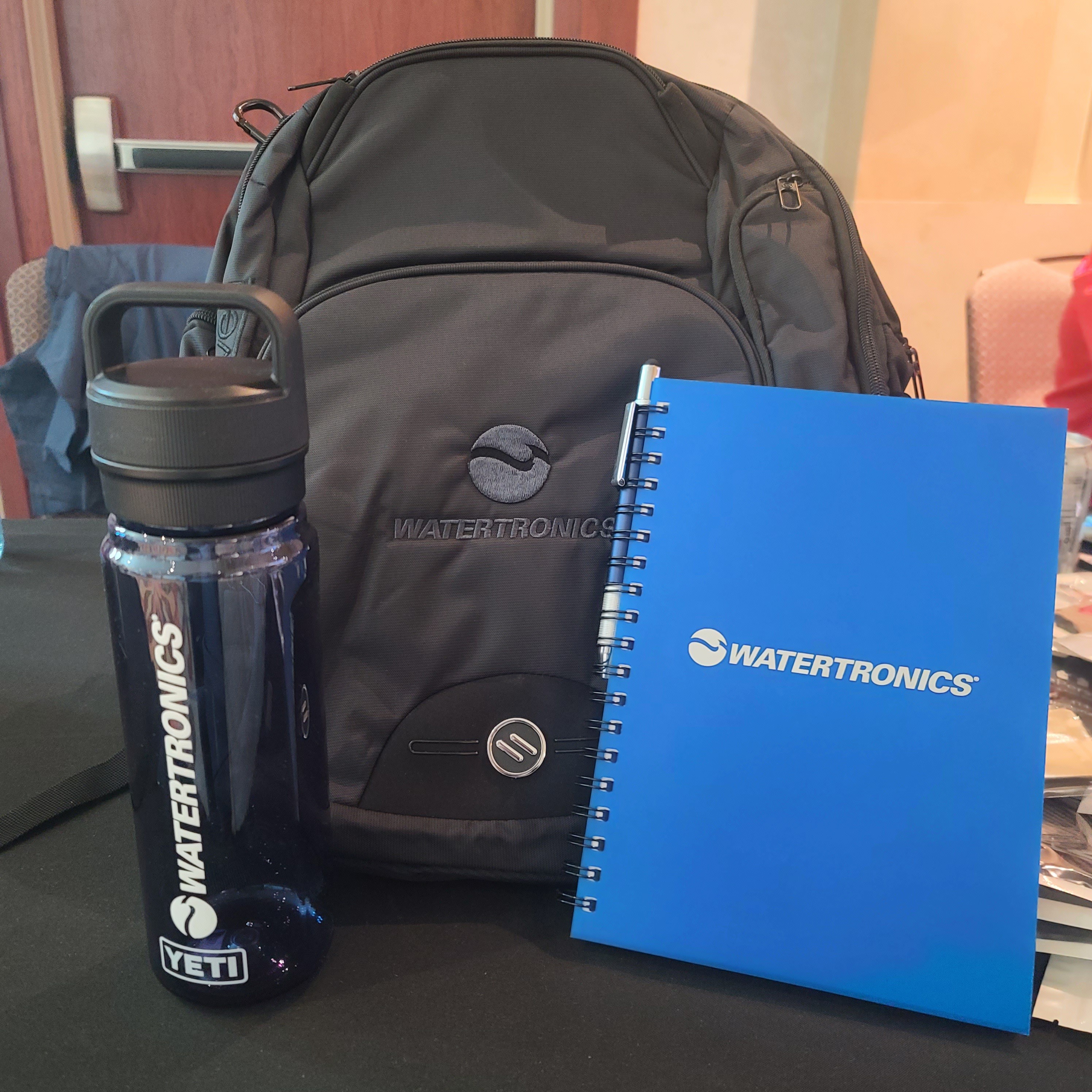 Watertronics Knap Sack, Yeti and Notebook | Canadian Golf ...